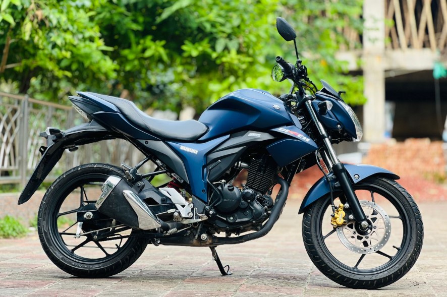 Suzuki Monotone Matt Blue 1160KM