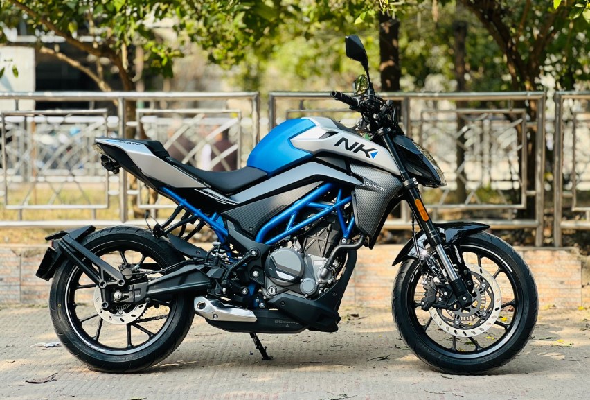CFMoto 300NK Athens Blue 100KM