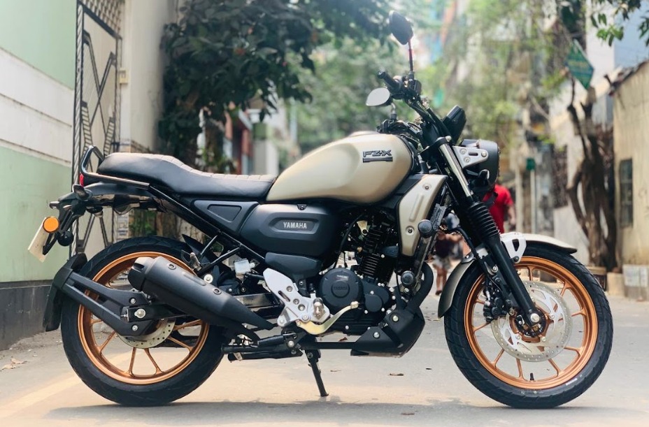 Yamaha FZX ABS Matte Titan 420KM