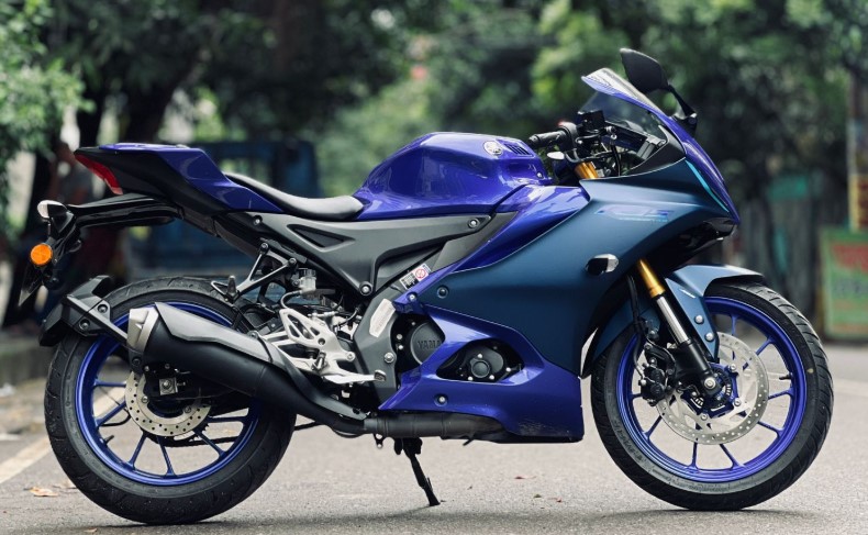 Yamaha R15 V4 ABS Racing Blue 12150KM