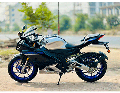 R15 M BS7 CARBON ABS(INDIAN)1700KM