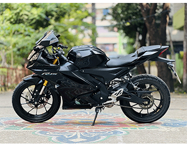 Yamaha R15 V4 NON ABS Black 1650KM INDO