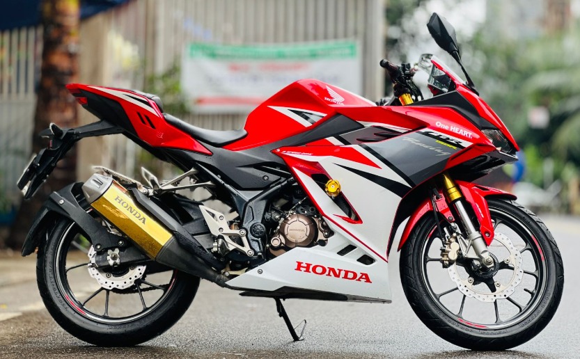 Honda CBR ABS One Heart INDO 7800KM