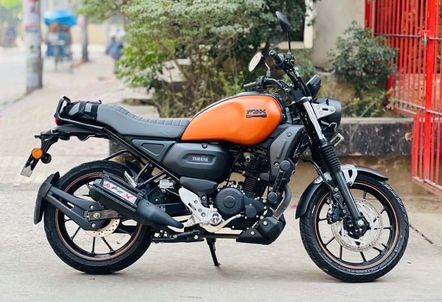 Yamaha FZX ABS Orange 3740KM