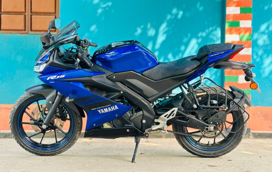 Yamaha R15 V3 ABS Racing Blue 7600KM