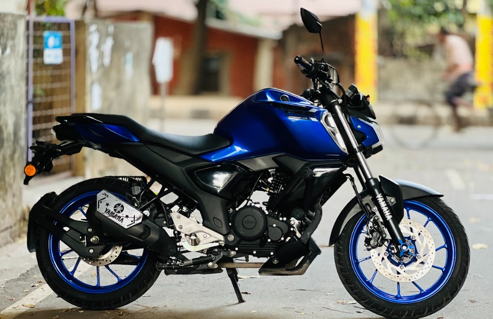 Yamaha FZS V4 ABS Blue 2620KM