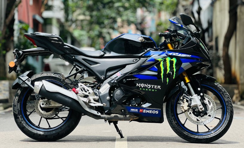 Yamaha R15M BS7 Monster 5150KM