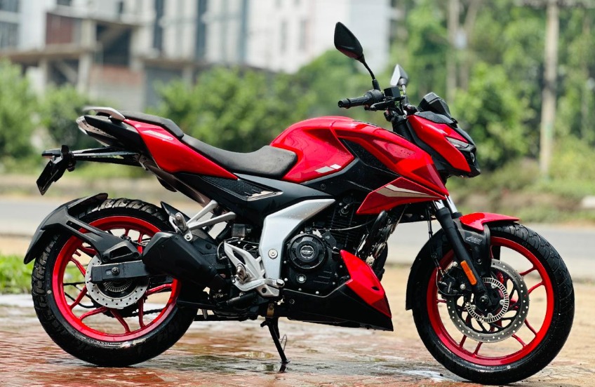 Bajaj Pulsar N250 ABS Red 5250KM