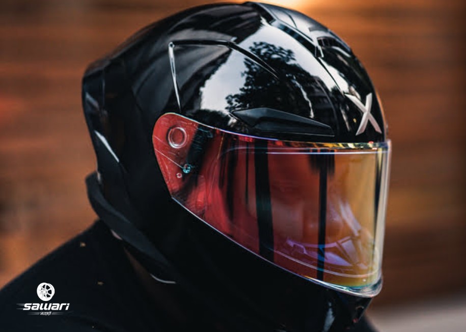 X Helmet R1SV – Jet Black (Free Black Visor)