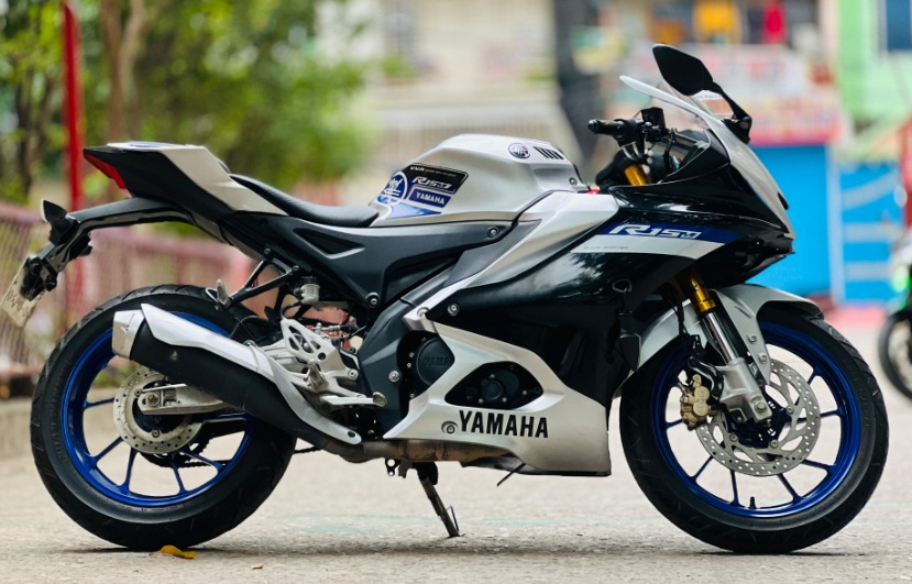 Yamaha R15M ABS INDO Silver 13000KM