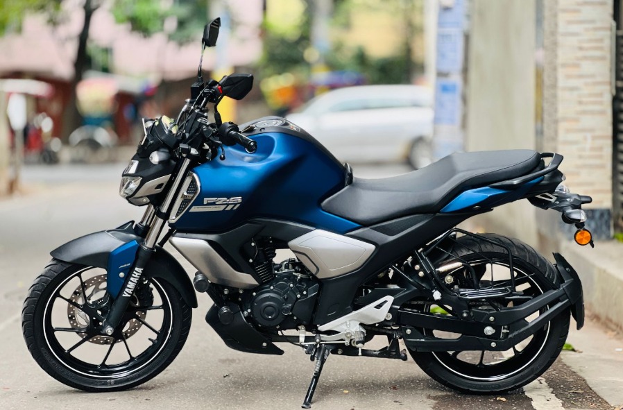 Yamaha FZS V3 3D ABS Blue 950KM