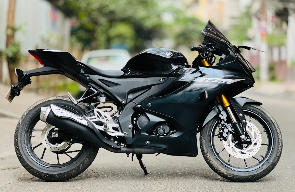 Yamaha R15 V4 Black Indo 1350KM