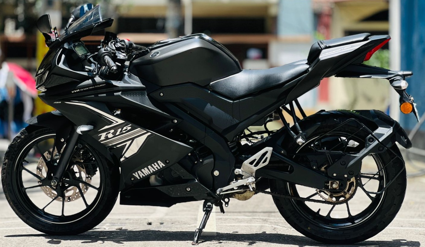 Yamaha R15 V3 Abs Official Indian 6000KM