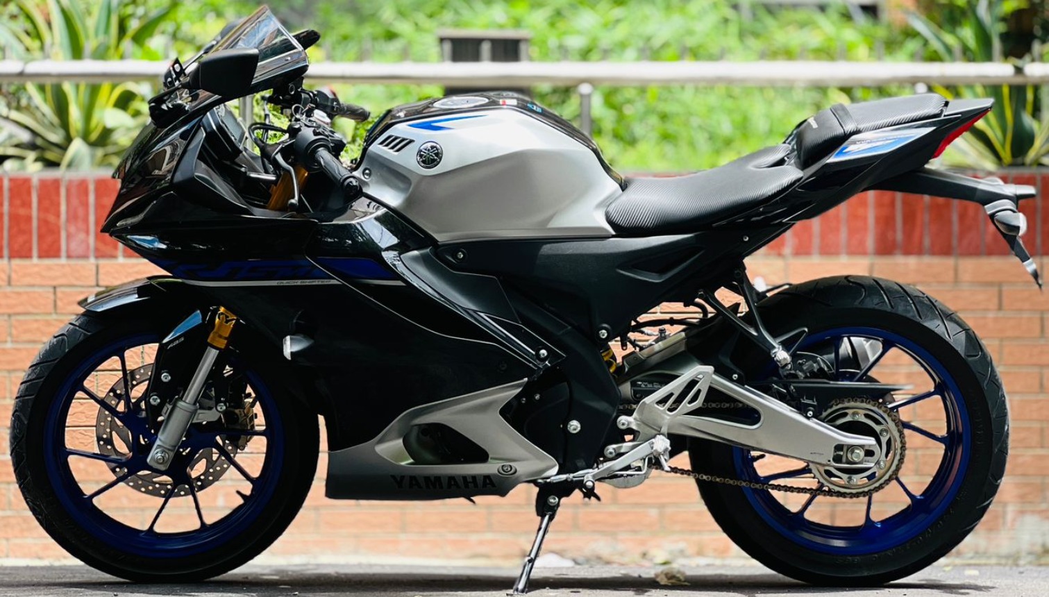 Yamaha R15 M Carbon Cbu Indo 1700KM