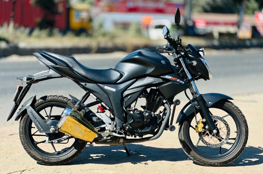 Suzuki Gixxer Monotone Matte Black 2810KM