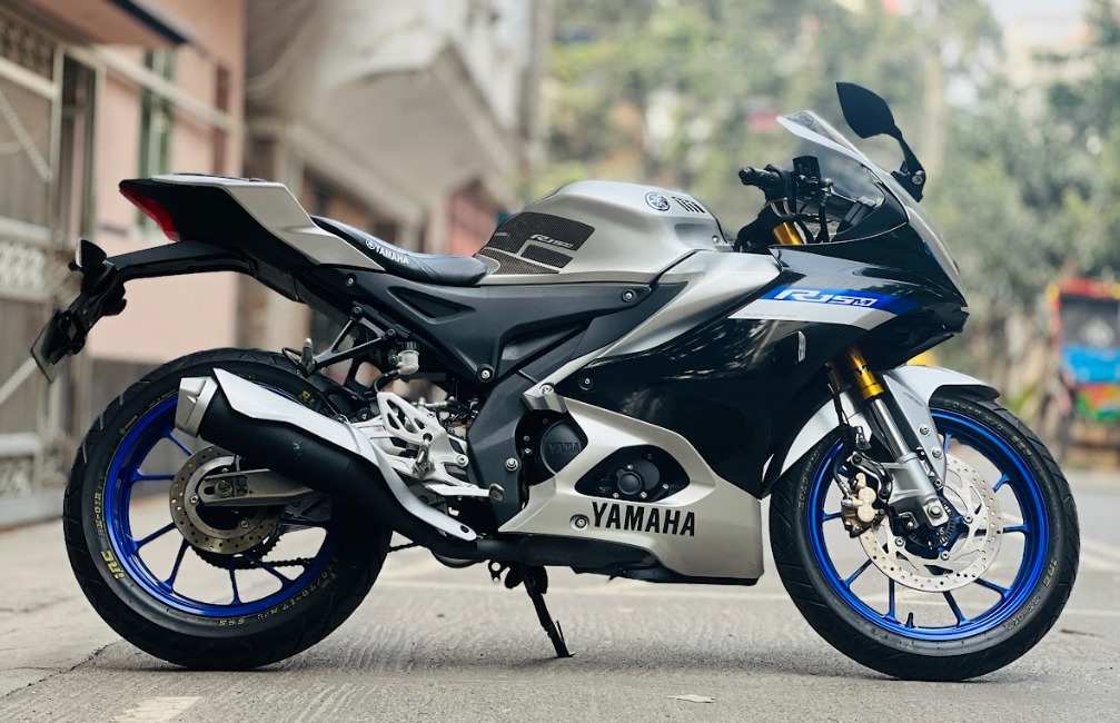 Yamaha R15M ABS INDO Silver 3500KM