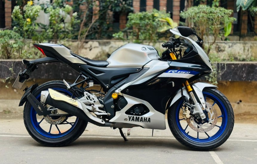 Yamaha R15M ABS Silver INDO 8050KM